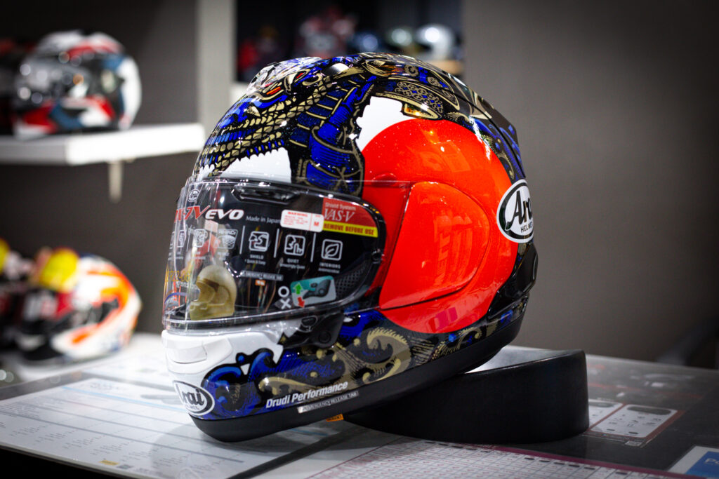 หมวกกันน็อค Arai รุ่น RX-7V Evo Samurai – หมวกกันน็อก ถุงมือ เสื้อการ์ด ...
