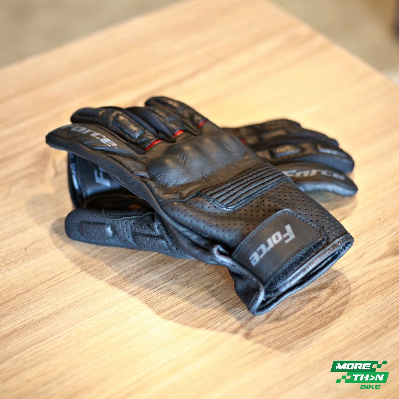 ถุงมือ Force รุ่น LEON Glove – หมวกกันน็อค ถุงมือ เสื้อการ์ด รองเท้า ...