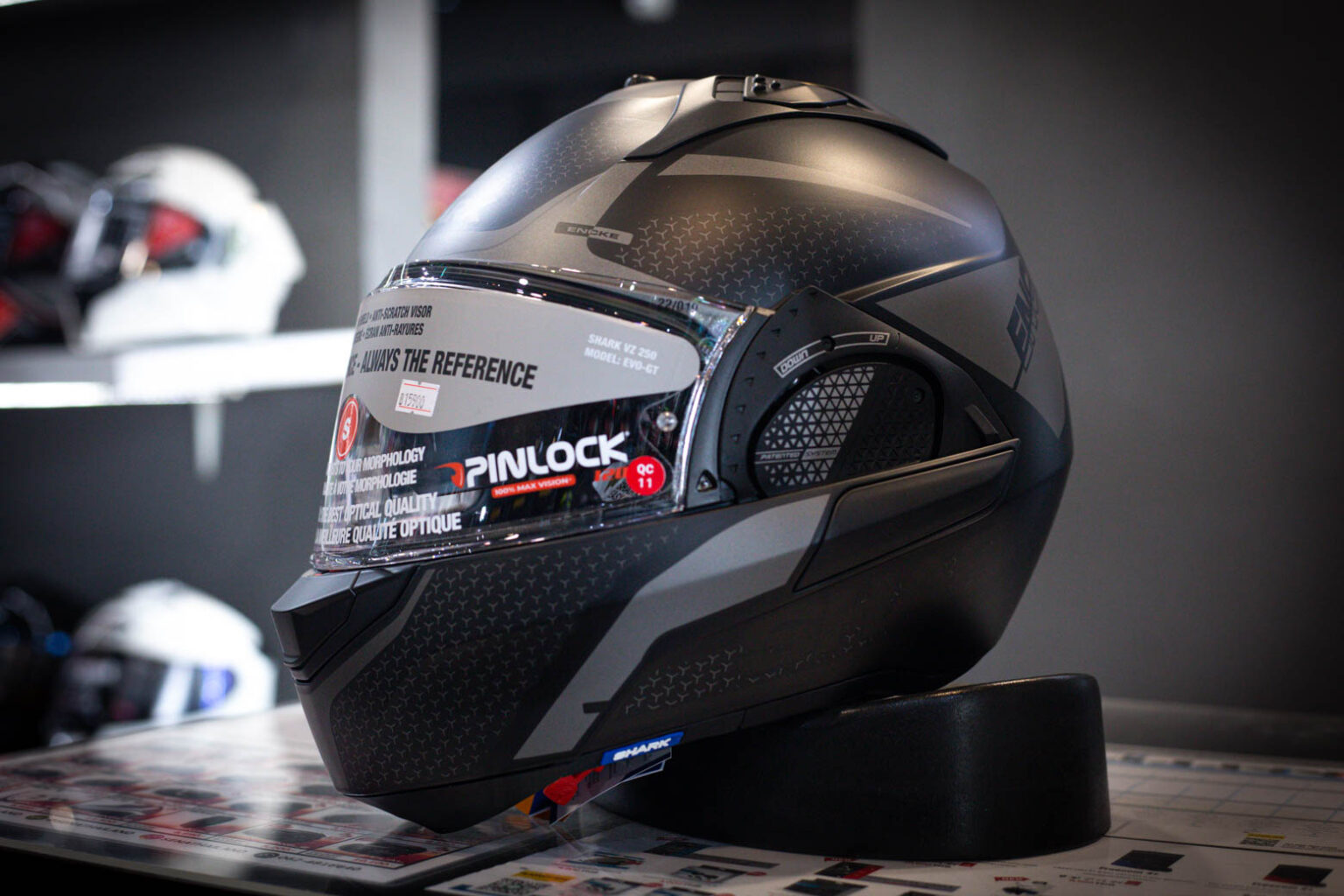 หมวกกันน็อค SHARK รุ่น EVO GT ลาย Encke Matt Black KAA – หมวกกันน็อก ...