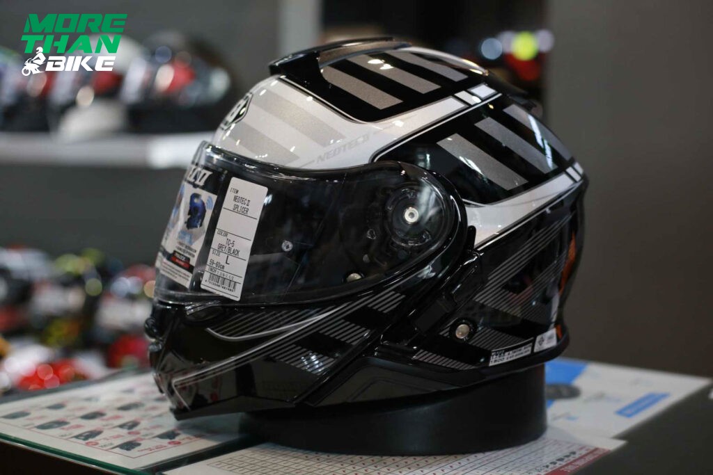หมวกกันน็อคยกคาง SHOEI รุ่น NEOTEC II Graphic – MoreThanBikeShop
